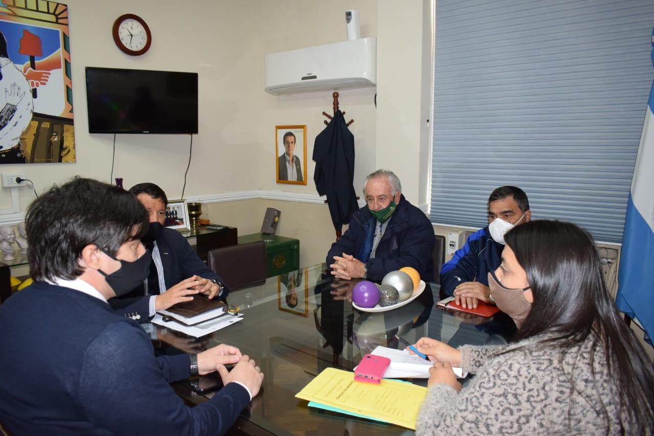 Taxistas concordienses tendrán una parada provisoria en la zona ...